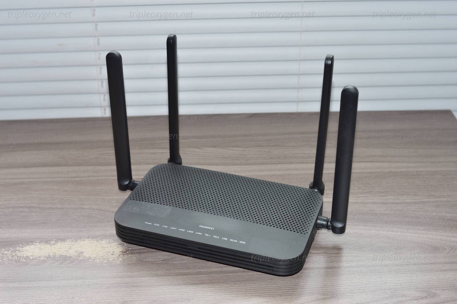 Huawei EchoLife HG8245W5-6T [O3 Labs]